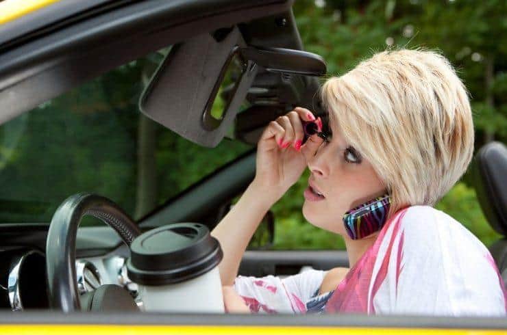 5 Common Causes of Distracted Driving Crashes | Morris Bart, LLC